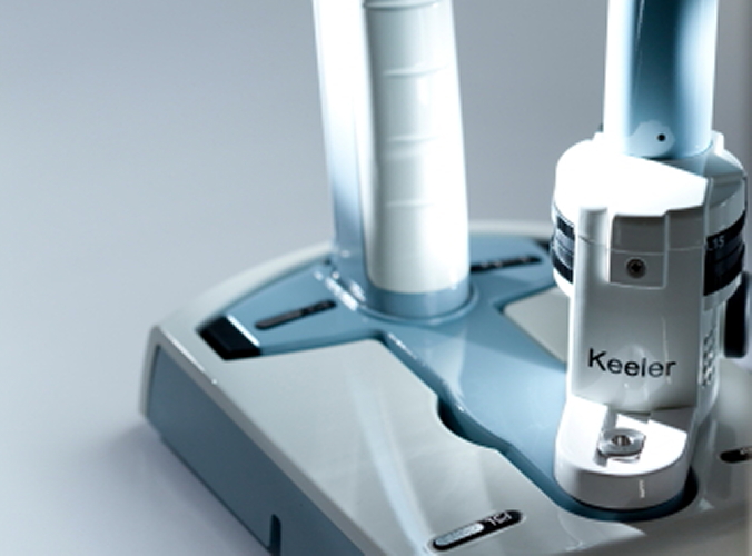 Keeler PSL Classic Portable Hand Held Slit Lamp - a Halma Company (UK)